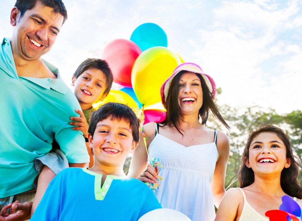 5 Fun Spring Break Activities For You And Your Kids | Celeb Baby Laundry