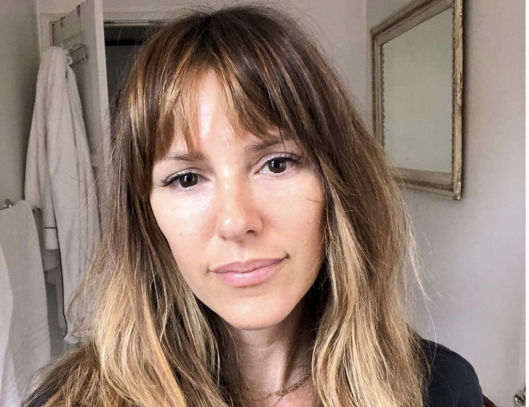 The Young and the Restless Star Elizabeth Hendrickson Shows Off Her ...