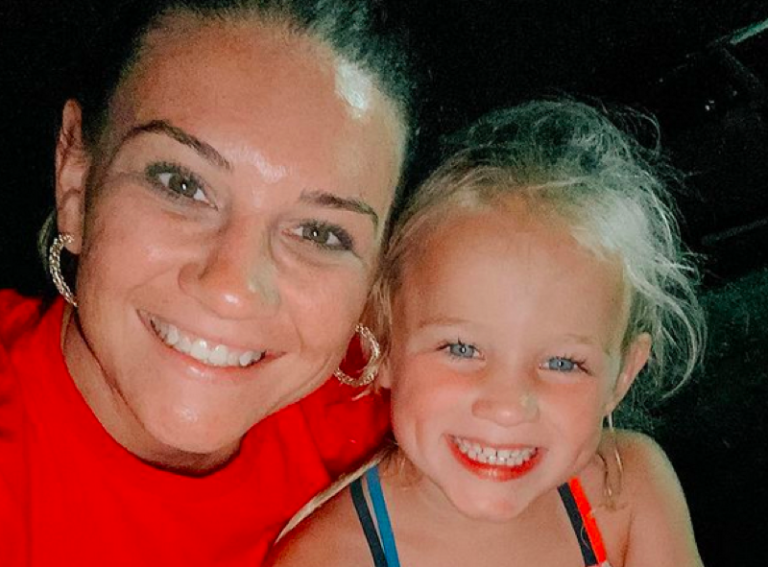 OutDaughtered Spoilers: Danielle & Riley Busby Having The Best Time ...