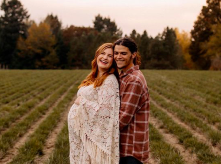 Little People Big World Fans Think Isabel Roloff Secretly Carries Twins