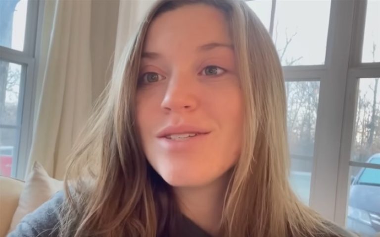 Counting On Alum Joy-Anna Forsyth Reveals The Name of Her New Son ...