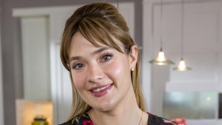 When Calls The Heart Actress Eva Bourne Is Returning to Hallmark Channel