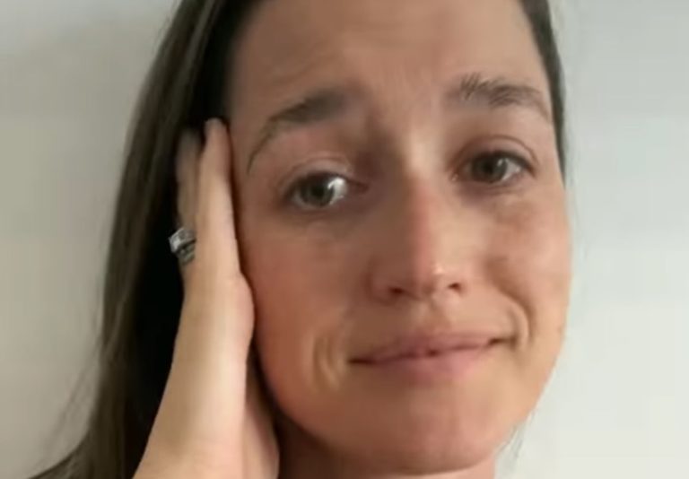 Bachelor In Paradise Star Jade Liz Roper Suffers Complications After ...